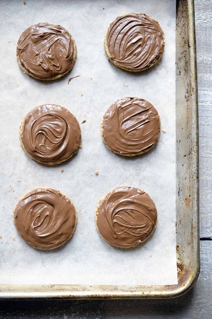 Homemade Chocolate Digestive Biscuits - Savory Simple