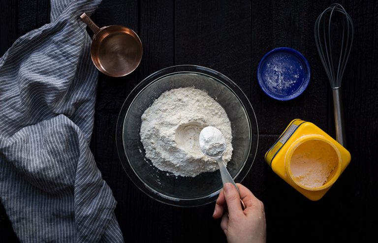 How to Make Cake Flour - make your own homemade cake flour!