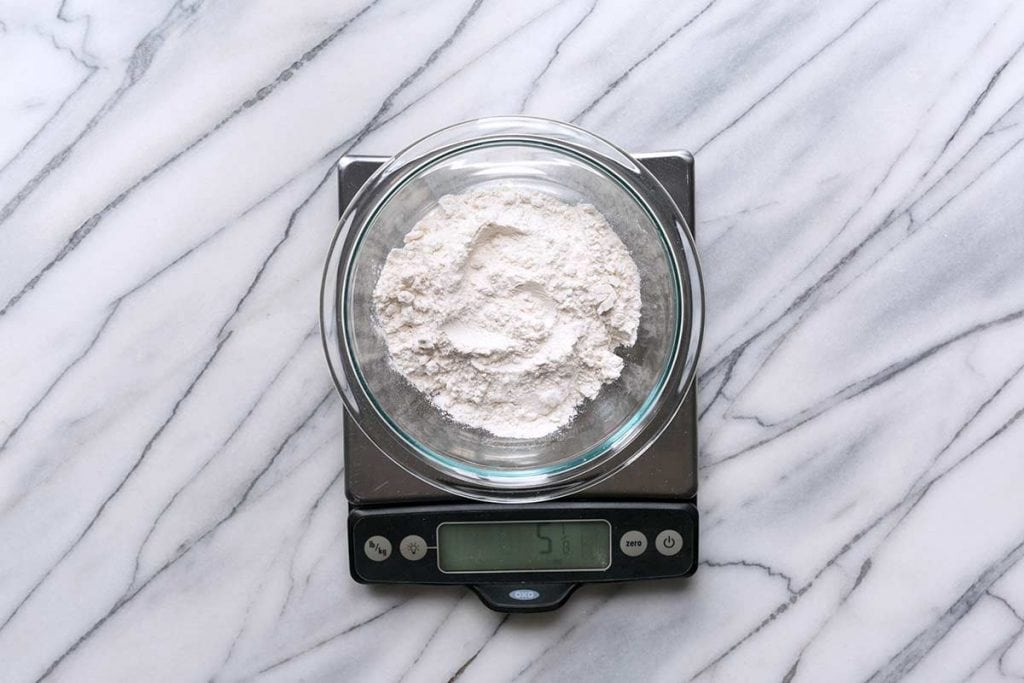 How to Measure Flour Correctly by Weight and Volume - Savory Simple